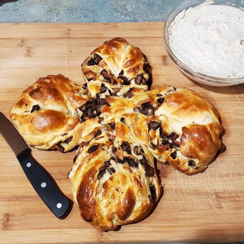Delicious Sweet Dough Recipe for Star Bread and Sandwiches
